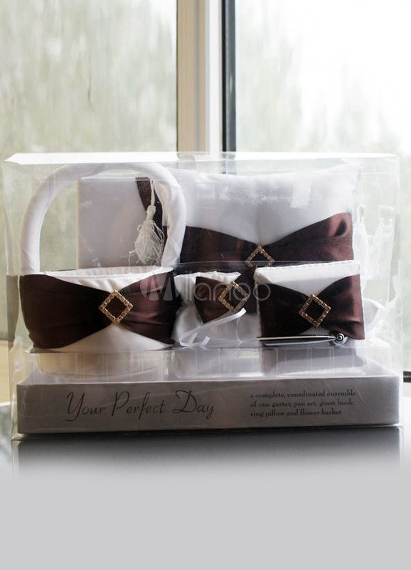 Beautiful Brown Plaid Satin Wedding Collection Set Of 5 | Voolium