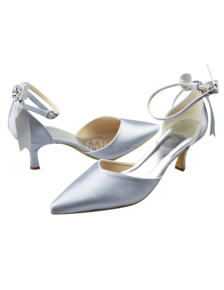 chaussures argentees petit talon